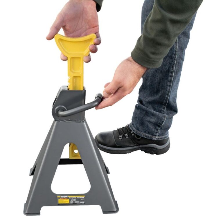 How to Use a Car Jack & Jack Stand Safely - Wrenchers Blog
